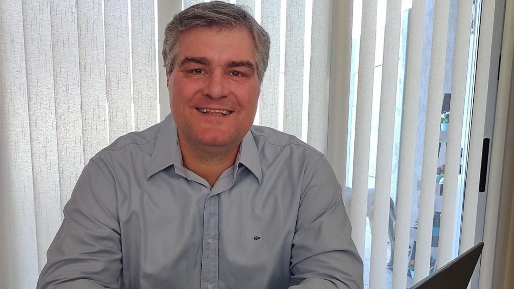 Javier Bortino, Gerente de Contratos y Facultativos de Federación Patronal Reaseguros S.A. - 100 ...