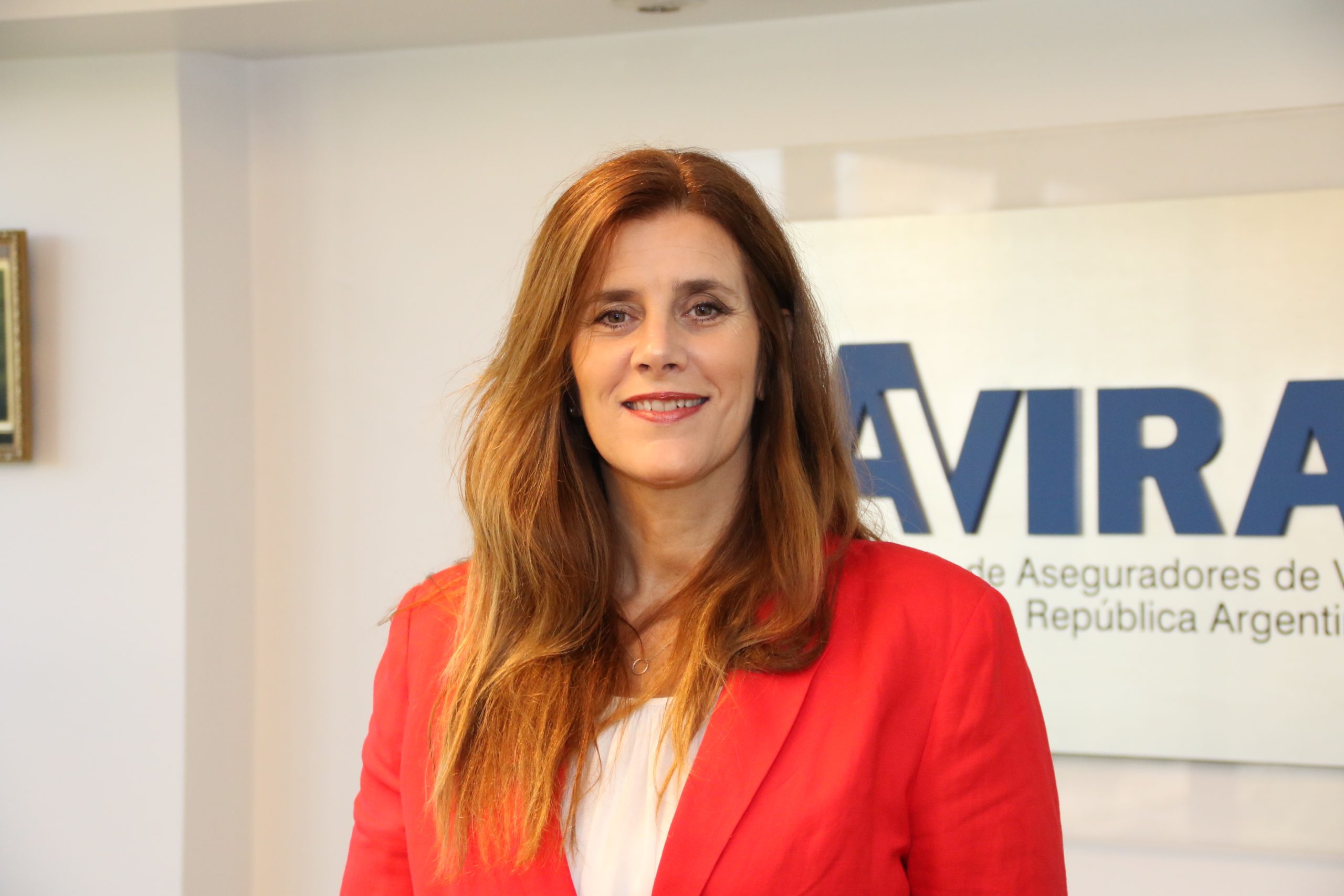María Inés Guzzi fue reelecta Presidenta de AVIRA por un segundo ...
