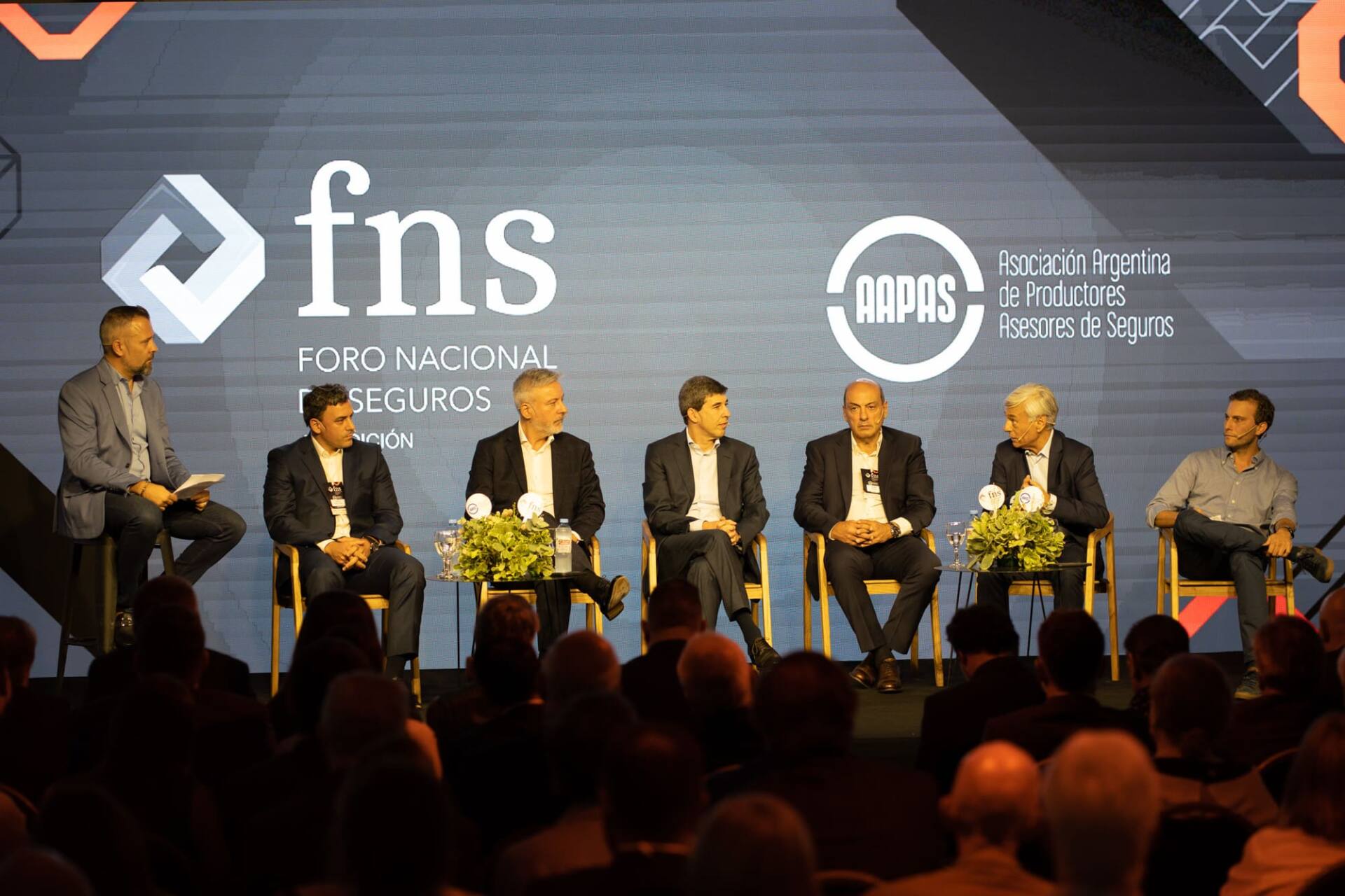 El FNS 2023 abrió con éxito la agenda de eventos del mercado - 100% SEGURO