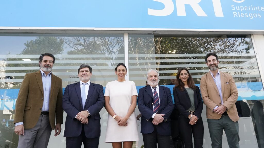 La SRT en Rosario: nueva oficina y visita a Comisión Médica - 100% SEGURO