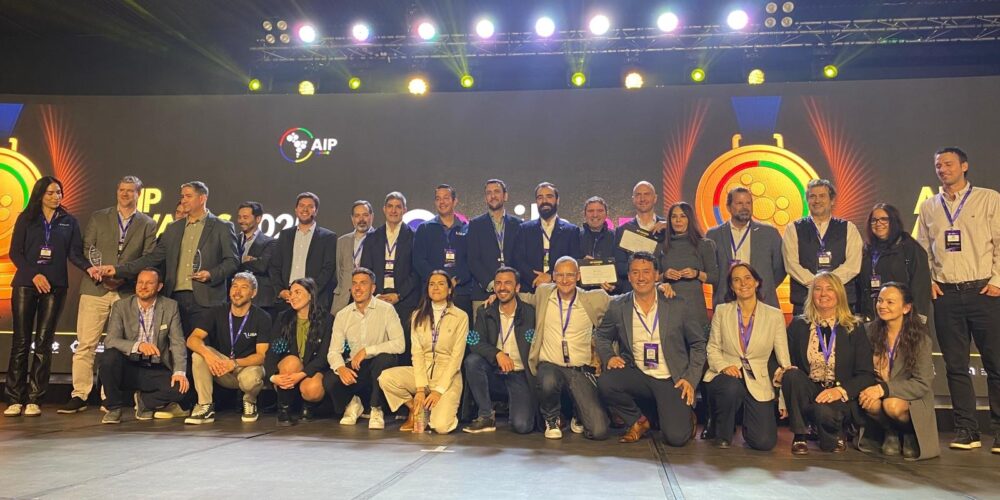 Klimber, premiada como “Insurtech del Año” en los AIP Awards durante EILA 2025 - 100% SEGURO